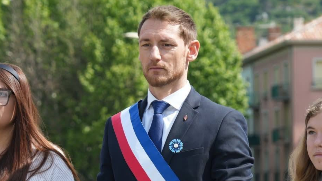Hôpital de Digne-les-Bains : le maire Julien Di Benedetto élu président ...